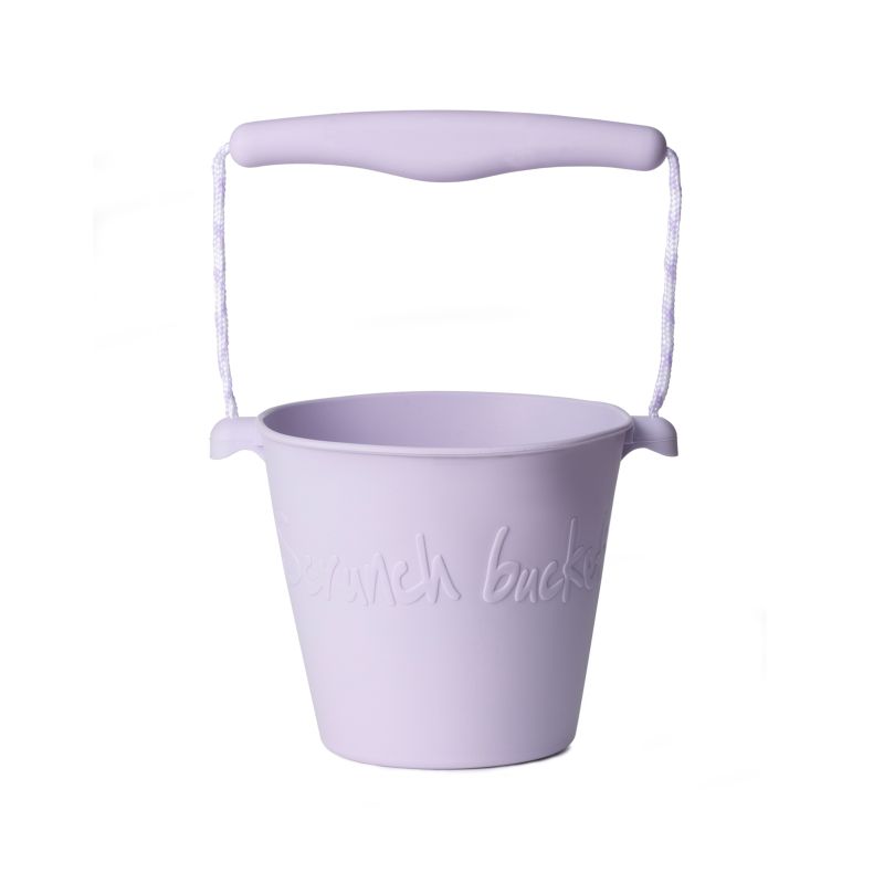 Children's silicone sand bucket by Scrunch